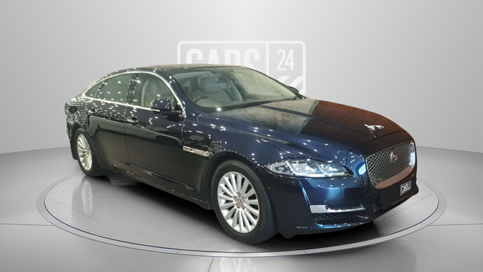 Used 2016 Jaguar XJ L 2.0 PORTFOLIO PETROL | Verified Dealers - CARS24