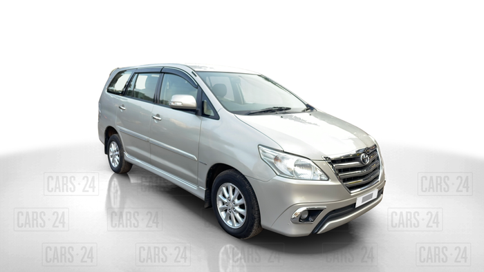 Used 2012 Toyota Innova 2.5 VX 7 STR | Verified Dealers - CARS24